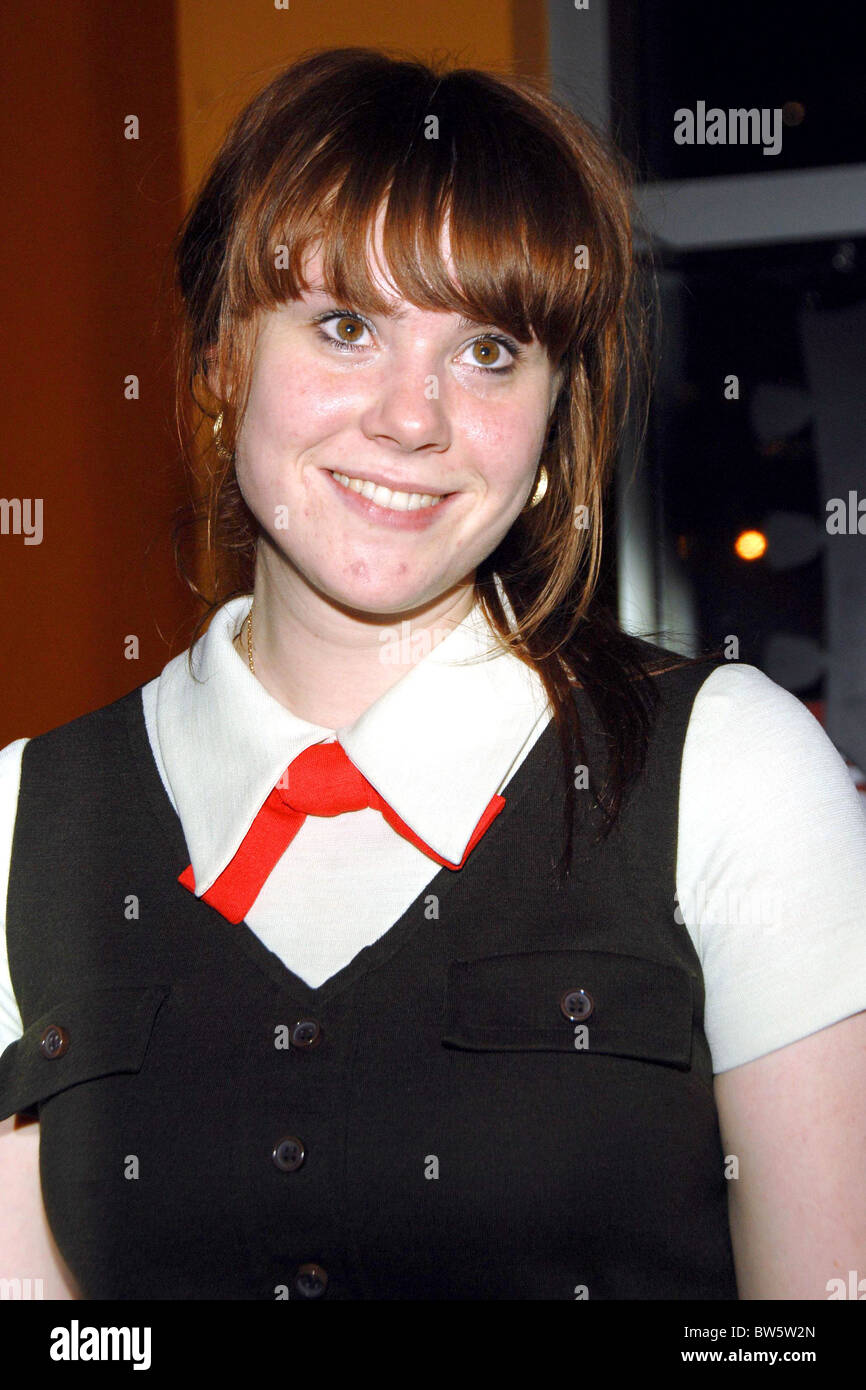 Kate Nash Performs at the Virgin Megastore Stock Photo - Alamy