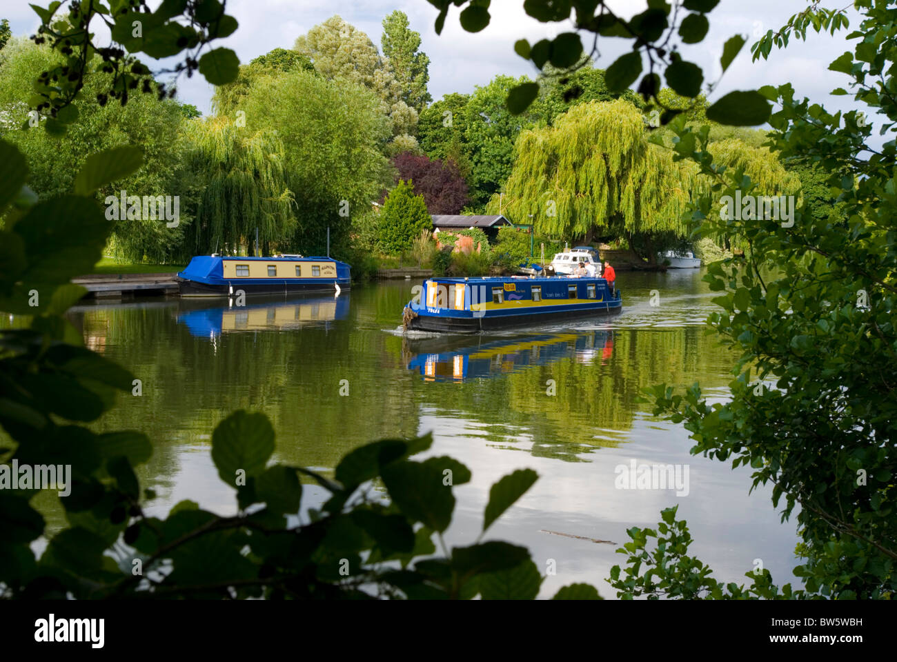 London staines uk hi-res stock photography and images - Alamy