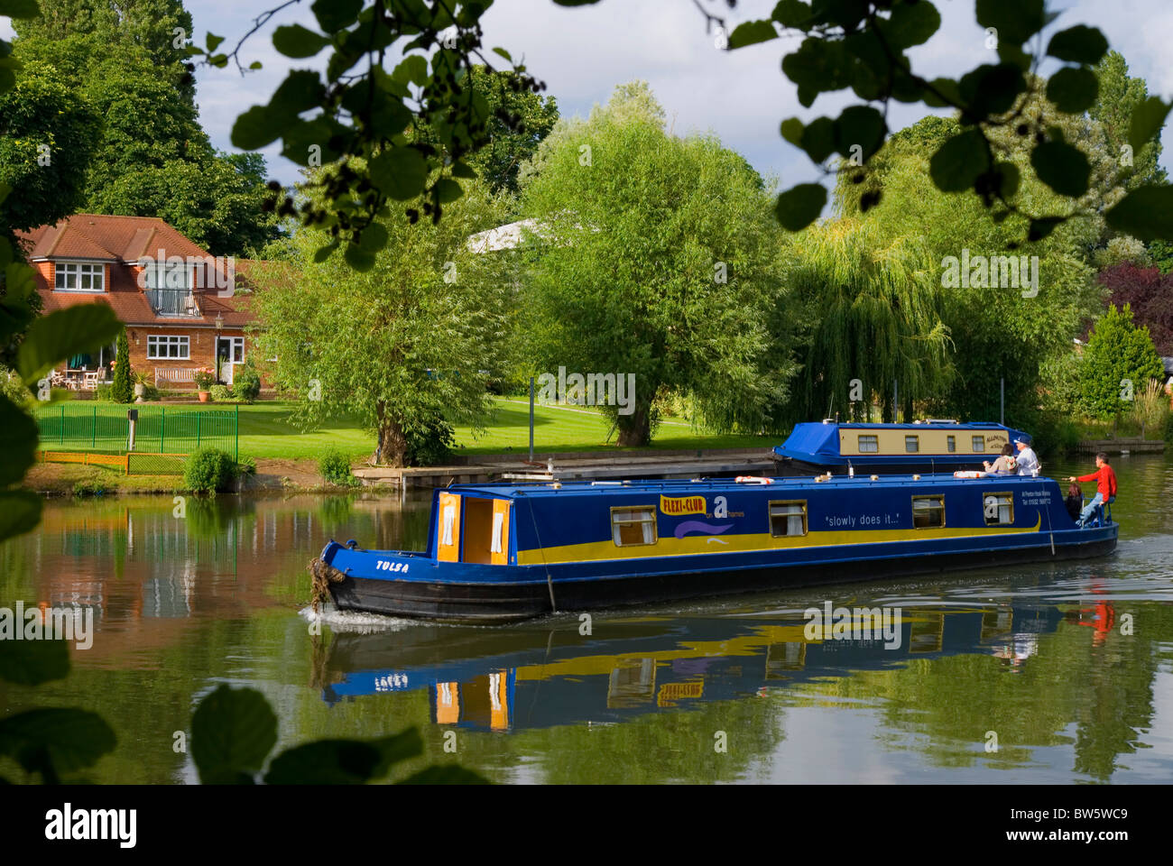 Middlesex, Staines, River Thames Scenic Stock Photo - Alamy