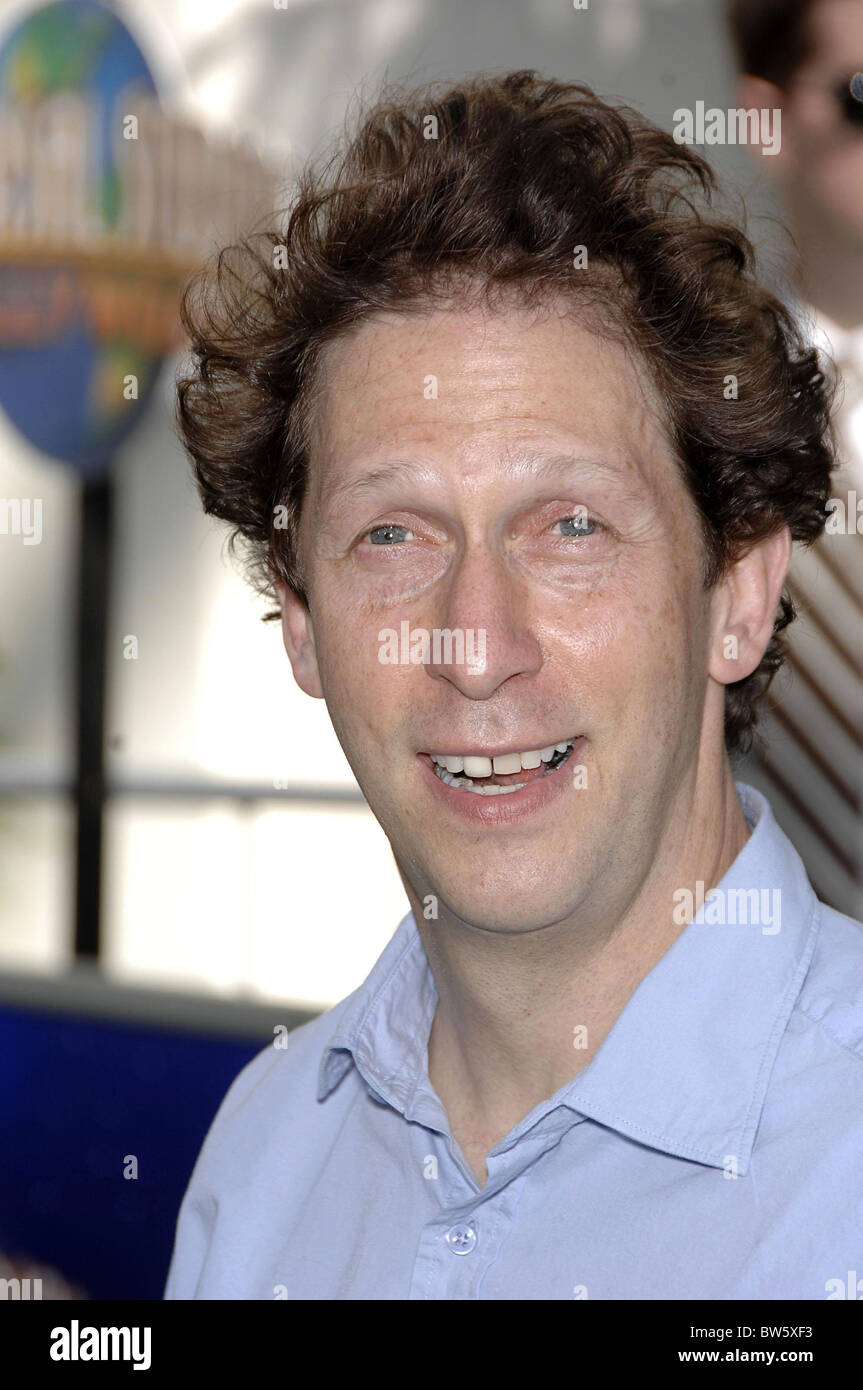 Tim blake nelson incredible hulk hi-res stock photography and images ...