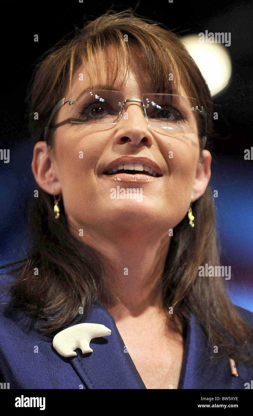 Portrait alaska governor sarah palin hi-res stock photography and ...