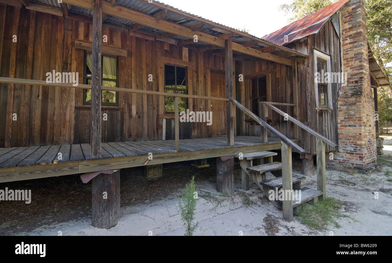 Florida cracker architecture house hi-res stock photography and images ...
