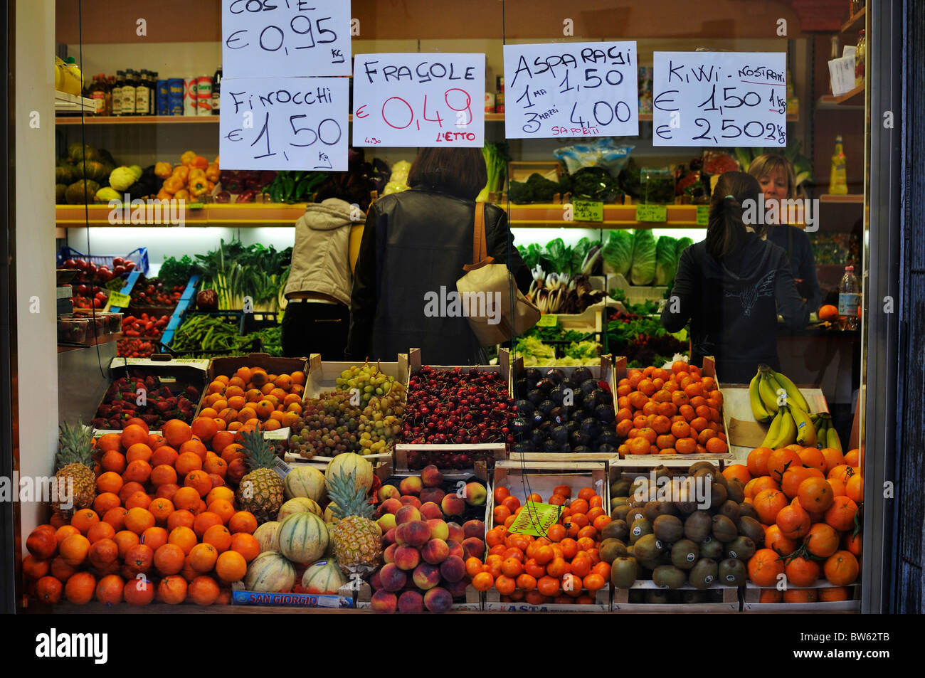 Melon italy hi-res stock photography and images - Alamy