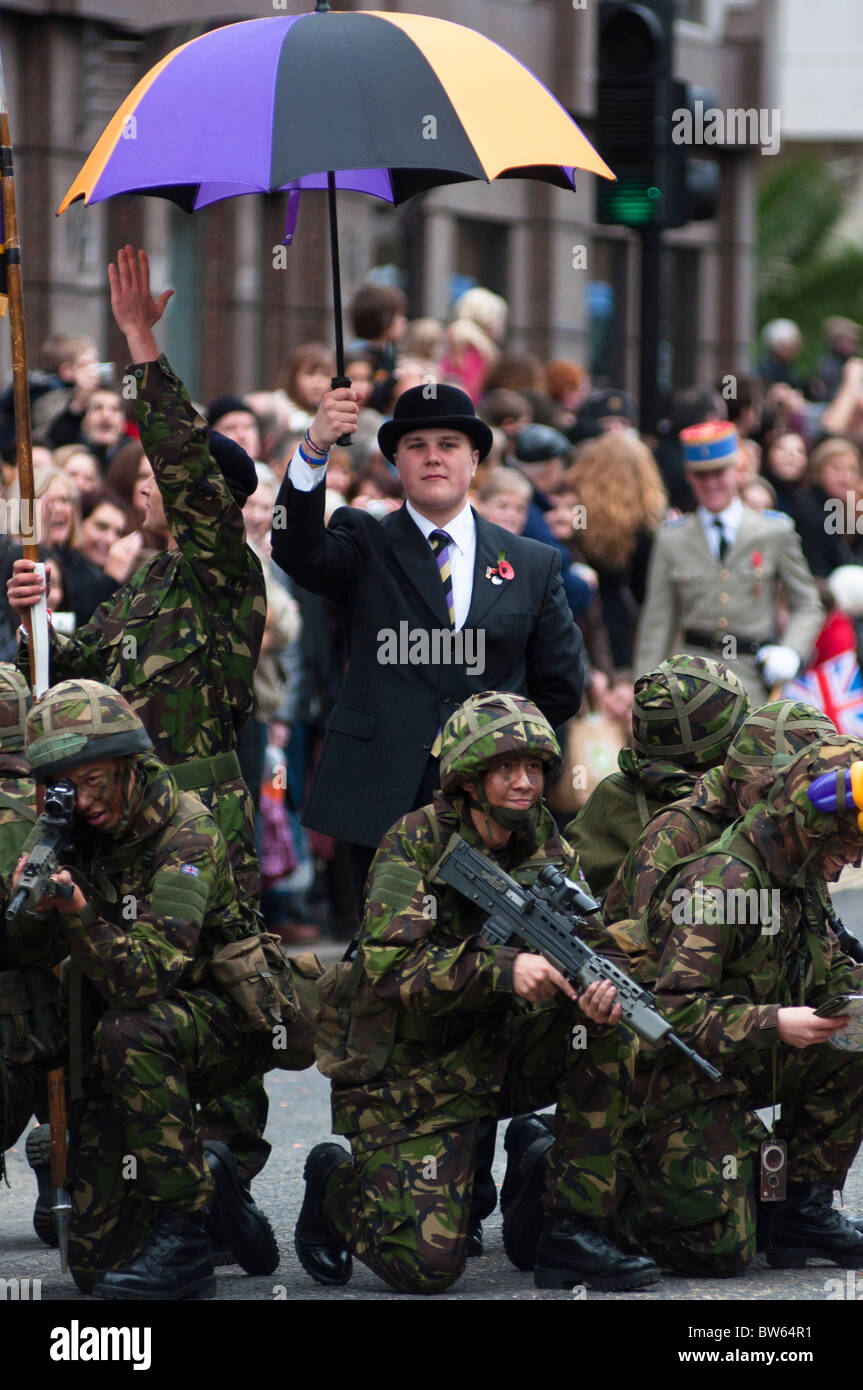 Soldiers central london hi-res stock photography and images - Alamy