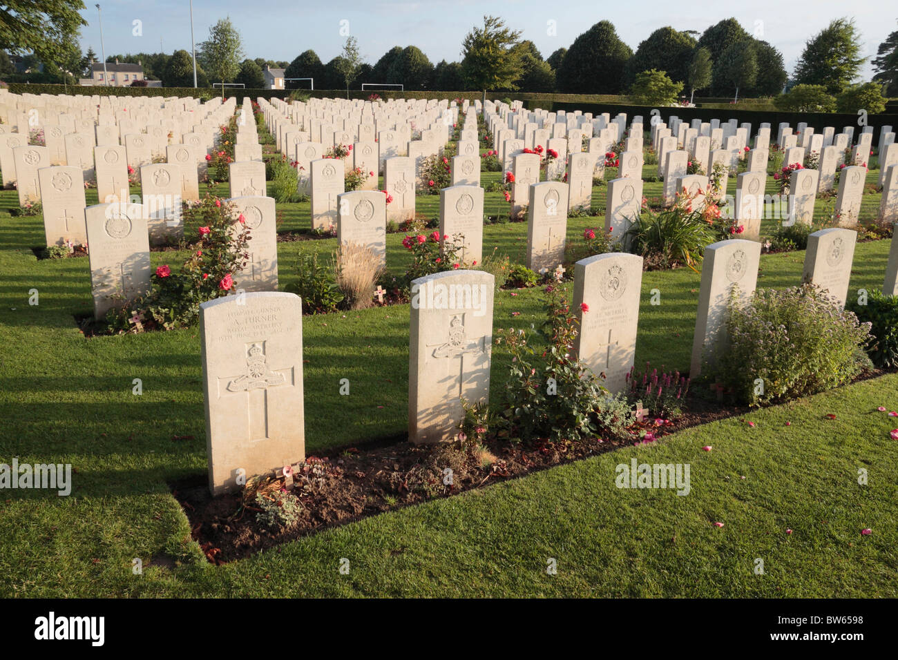 British graves commonwealth cemetery bayeux hi-res stock photography ...