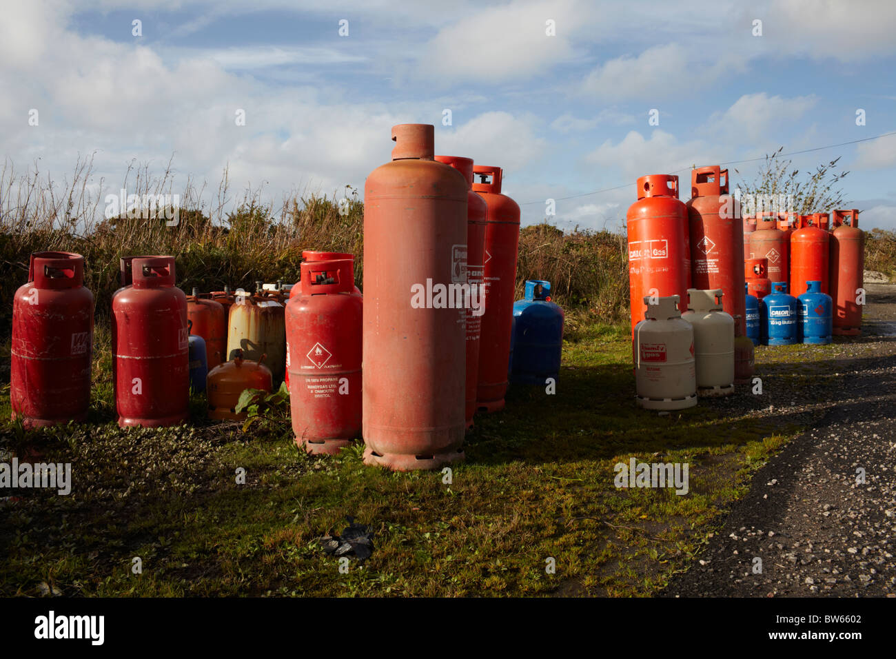 Gas canisters hi-res stock photography and images - Alamy