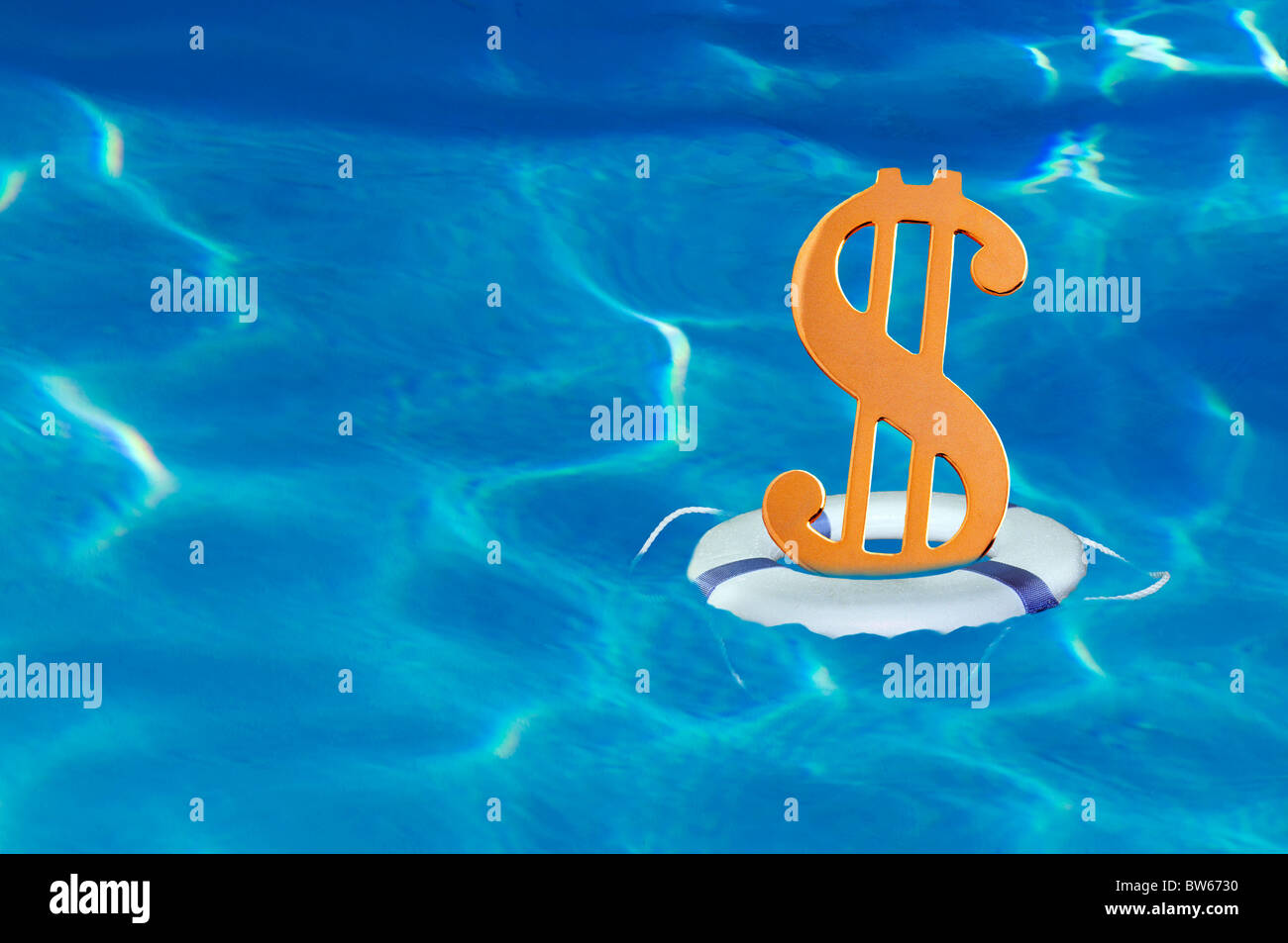 Pool dollar sign hi-res stock photography and images - Alamy