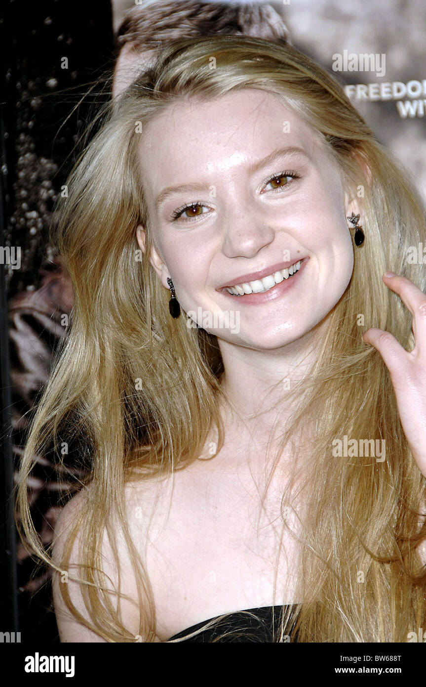DEFIANCE Premiere at 2008 AFI Fest Stock Photo - Alamy