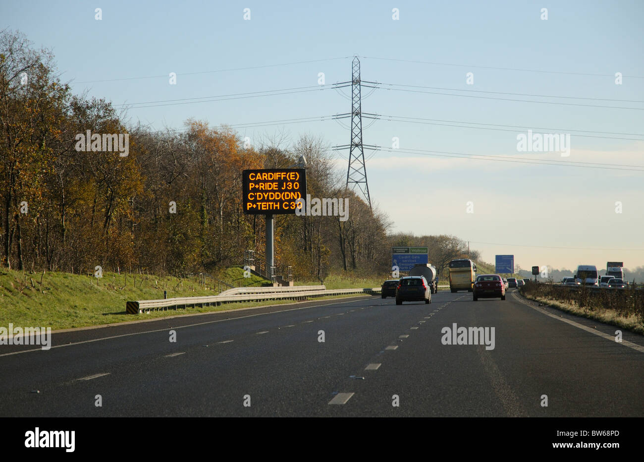 M4 Motorway Junction Stock Photos & M4 Motorway Junction Stock Images ...