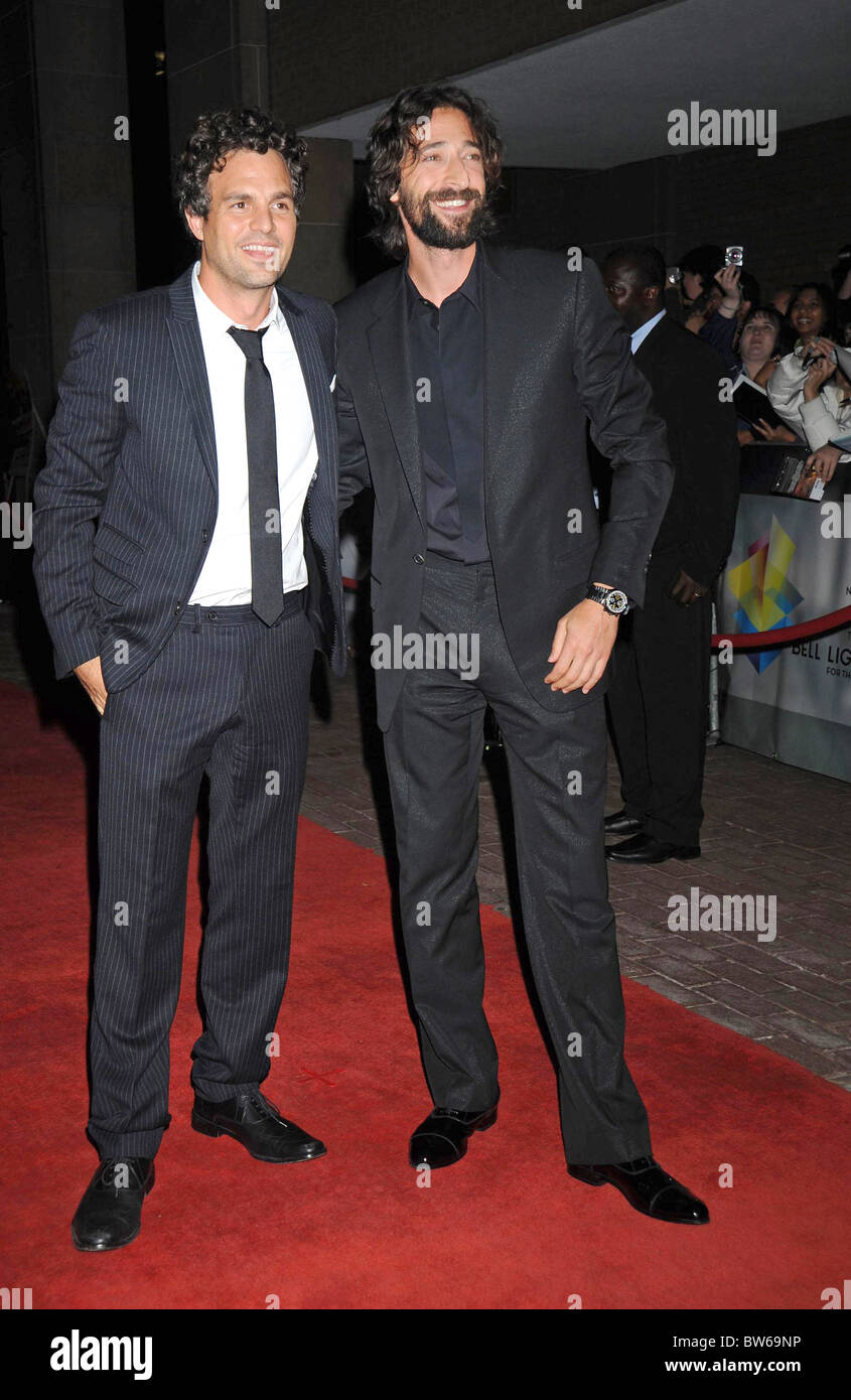 THE BROTHERS BLOOM Premiere Stock Photo - Alamy