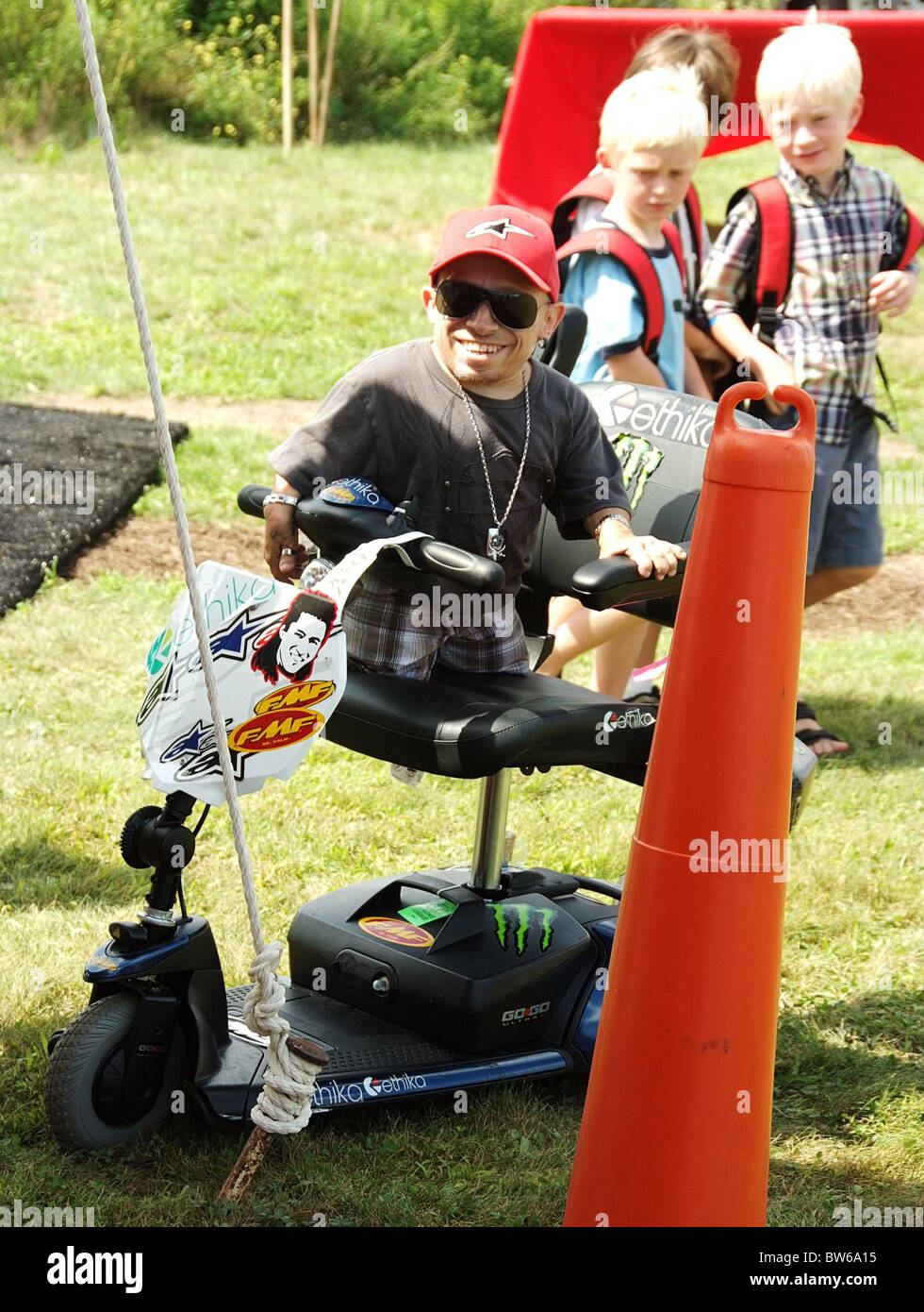 Tony Hawk Foundation Stand Up For Skateparks Benefit Stock Photo - Alamy