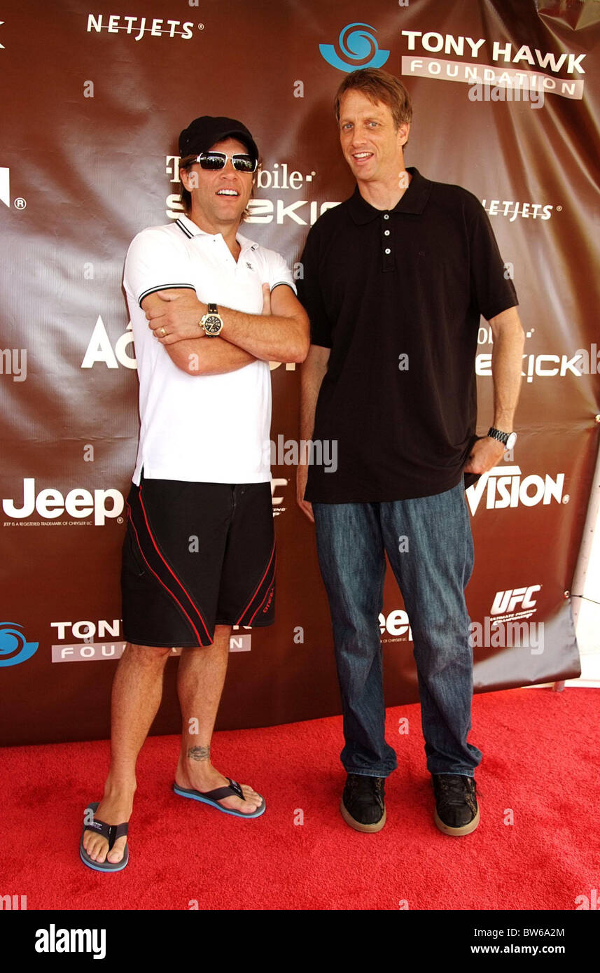 Tony Hawk Foundation Stand Up For Skateparks Benefit Stock Photo - Alamy