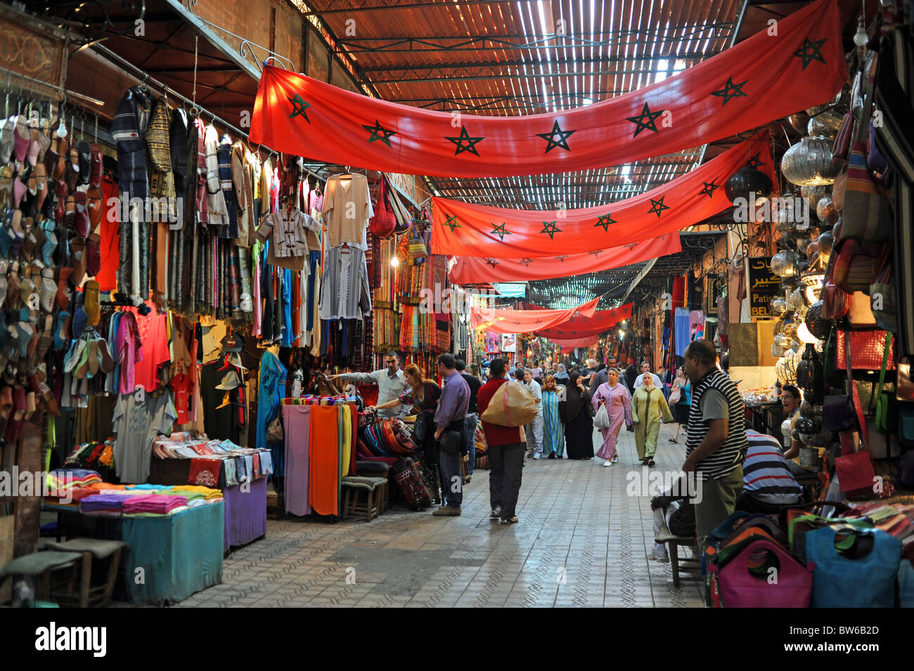 Clothing in marrakesh souk hi-res stock photography and images - Alamy