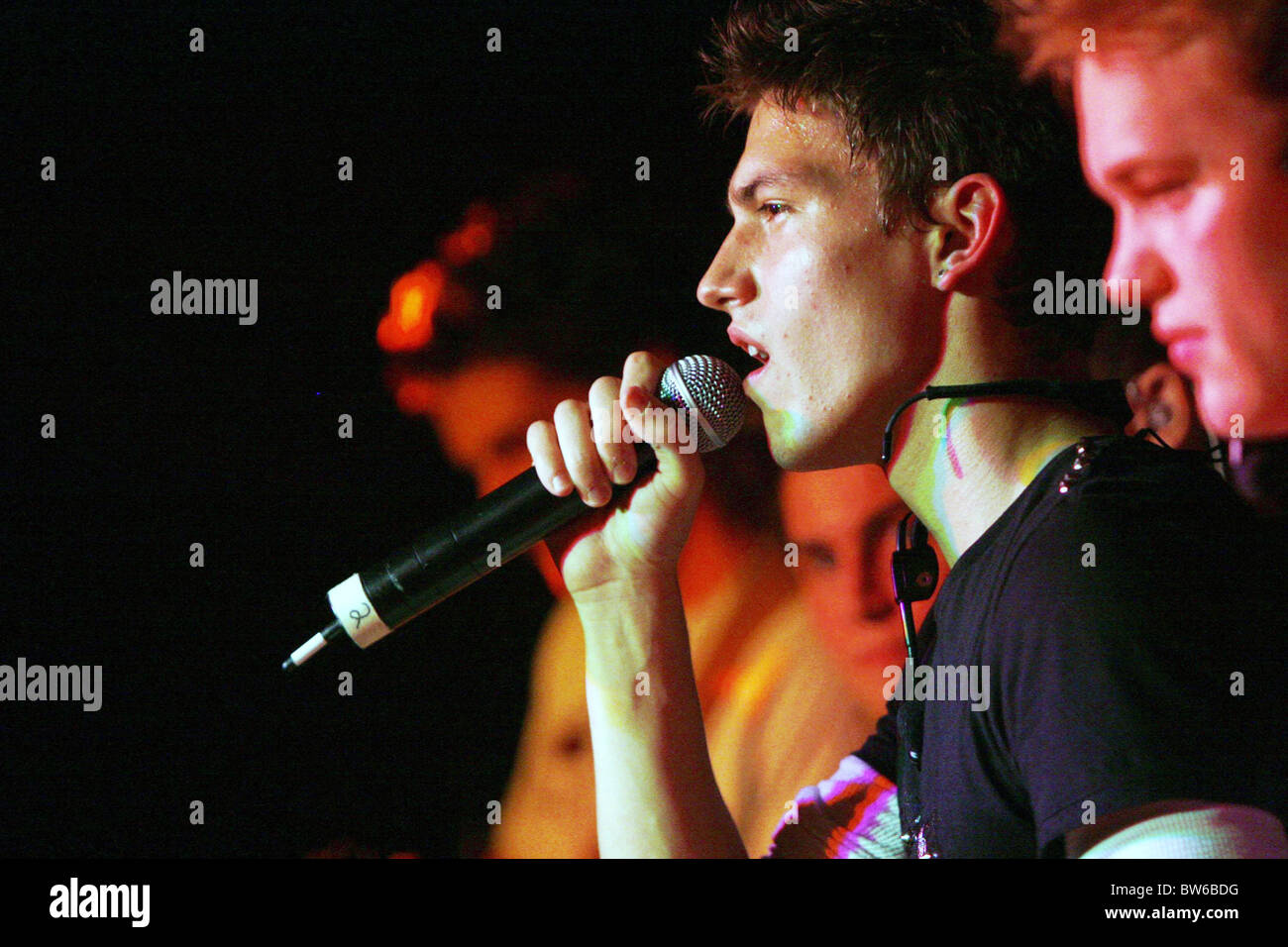 V FACTORY Boy Band in Concert Stock Photo - Alamy
