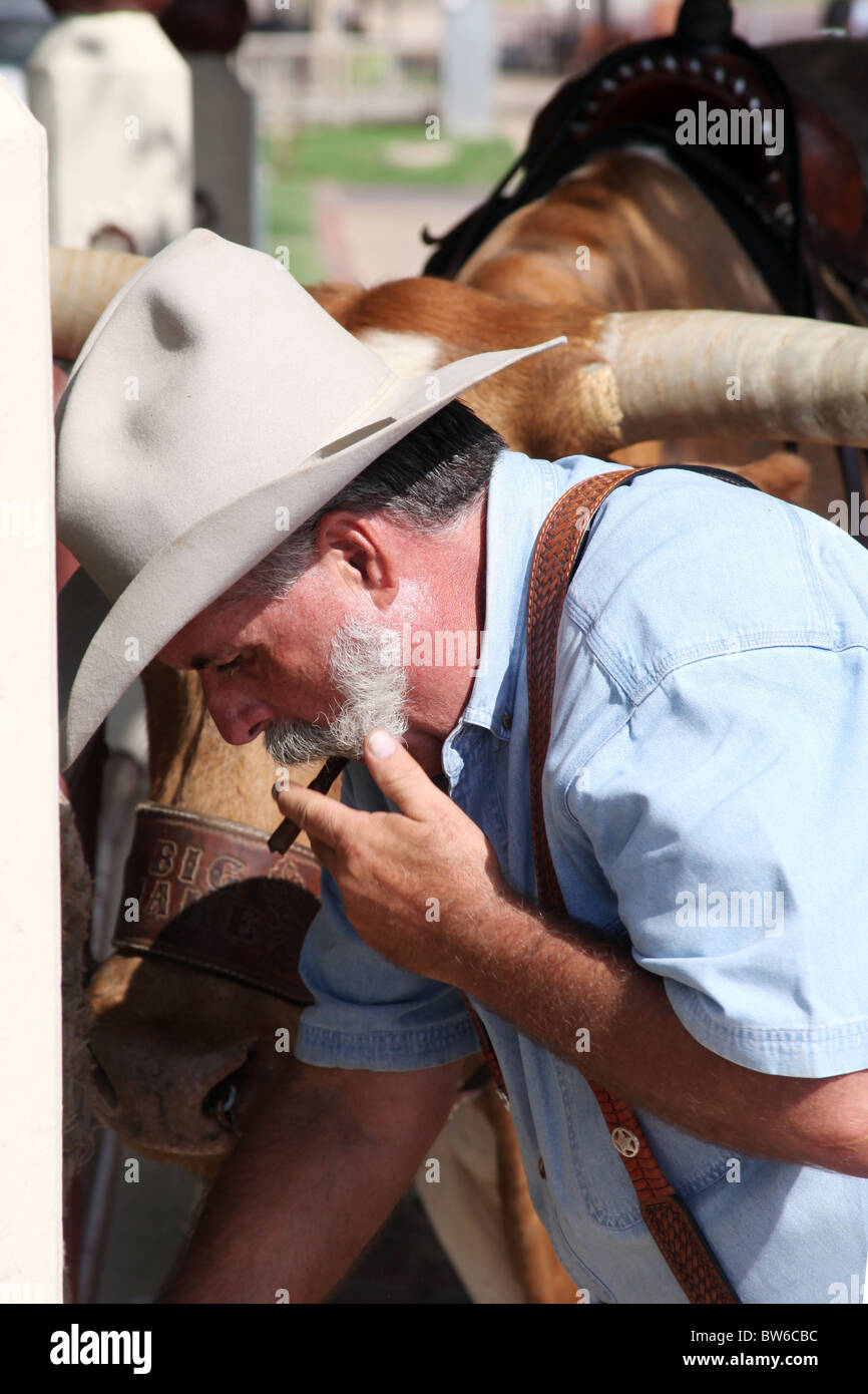 Cowboy smoking cigar hi-res stock photography and images - Alamy