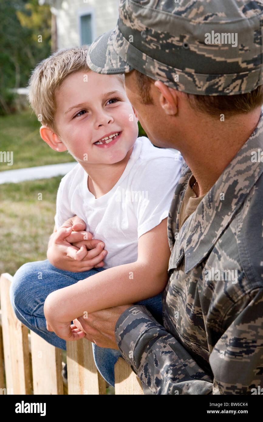Military dad hi-res stock photography and images - Alamy