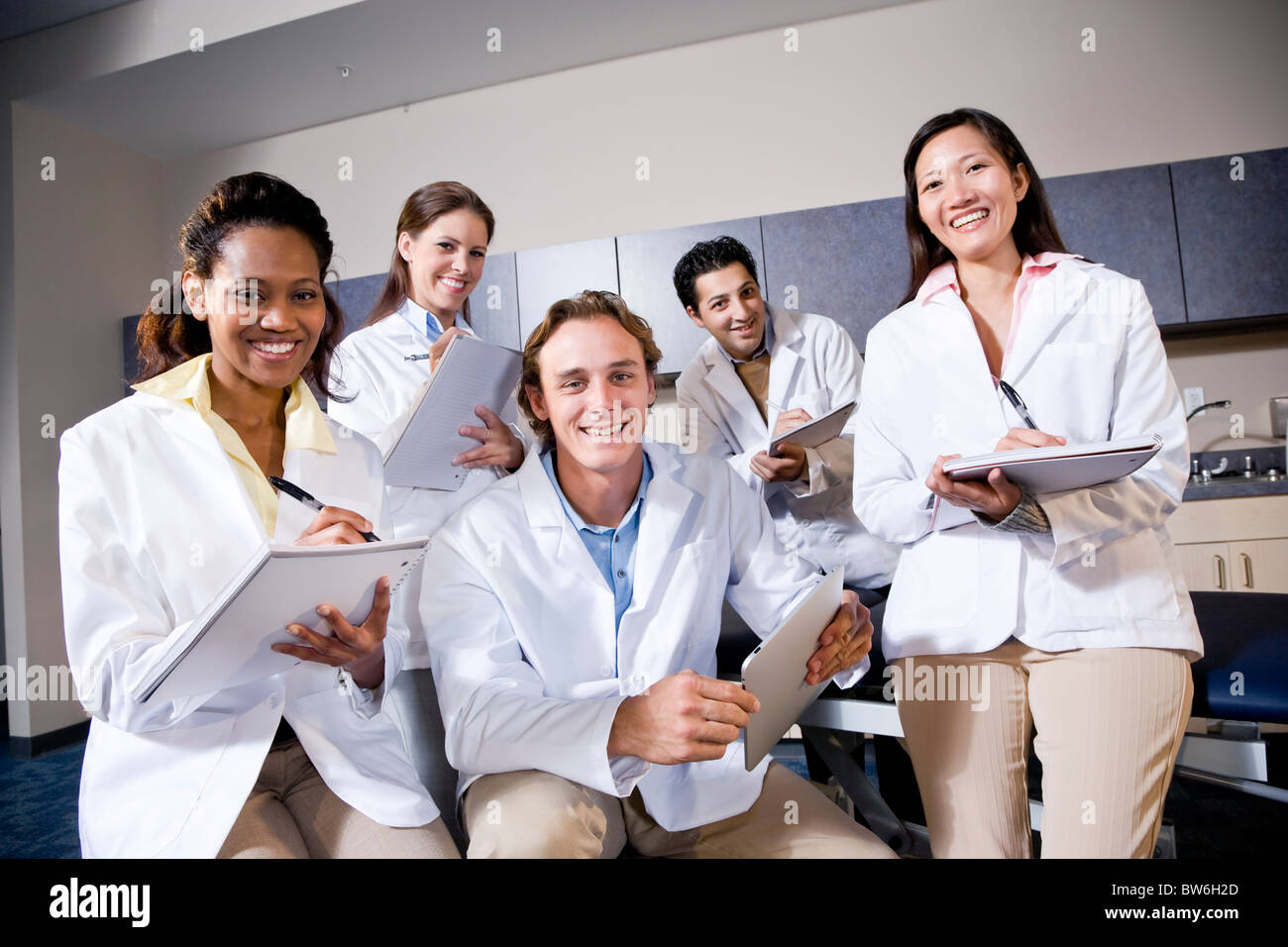 Take notes men hi-res stock photography and images - Alamy