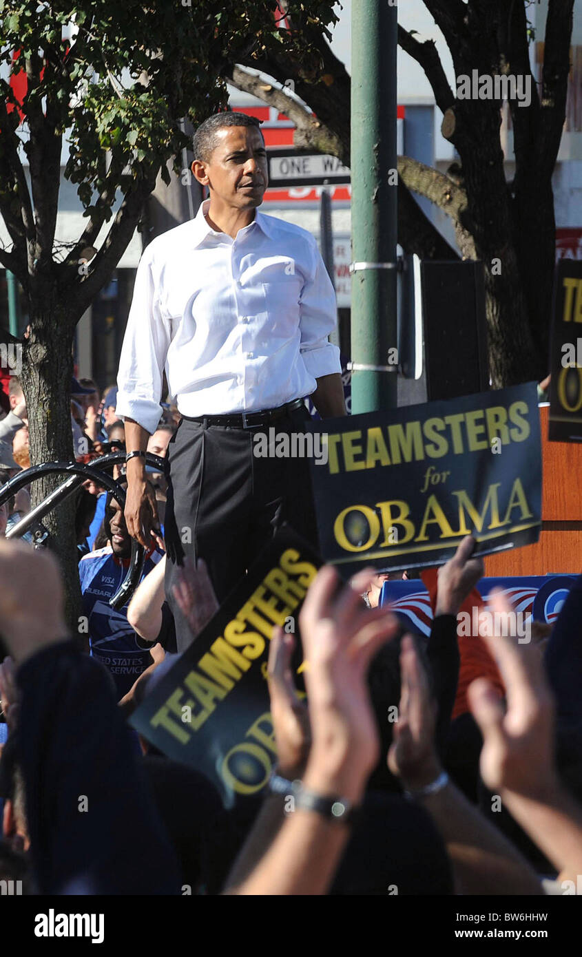 Barack Obama Campaign Stop in Philadelphia Stock Photo - Alamy