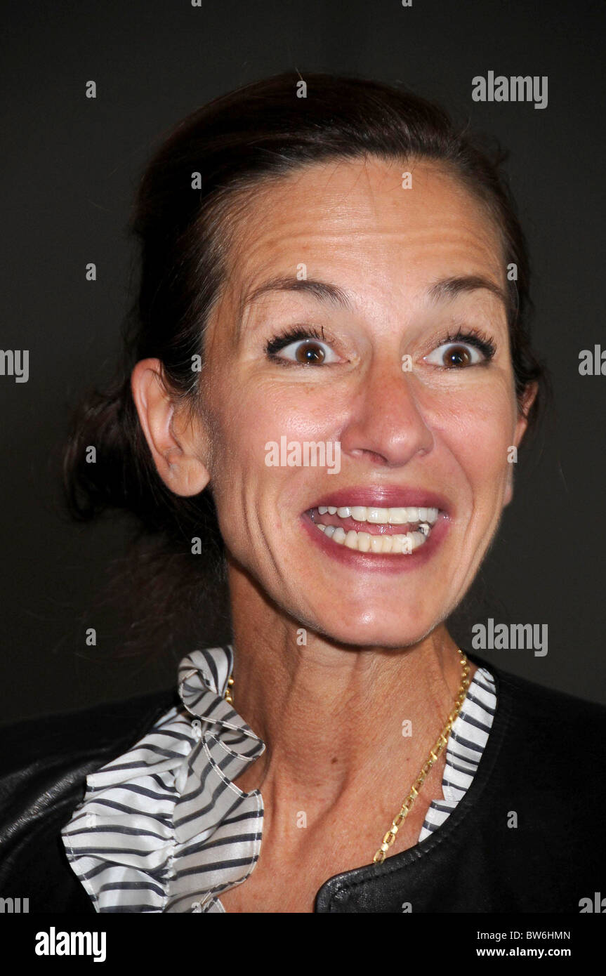 Cynthia rowley hi-res stock photography and images - Alamy