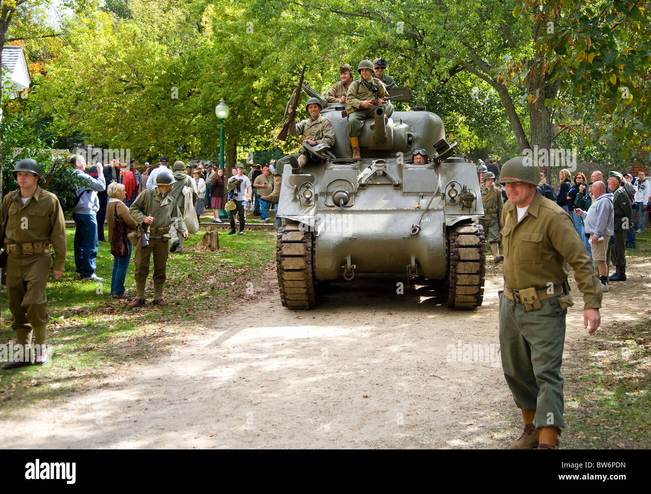 World war two acting show hi-res stock photography and images - Alamy