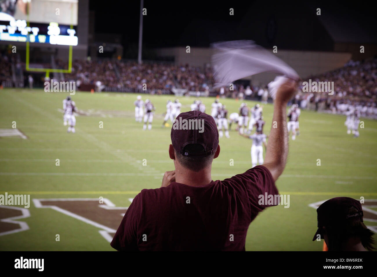 College football game station hi-res stock photography and images - Alamy