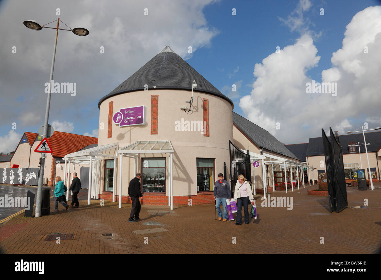Gretna gateway outlet village hi-res stock photography and images - Alamy