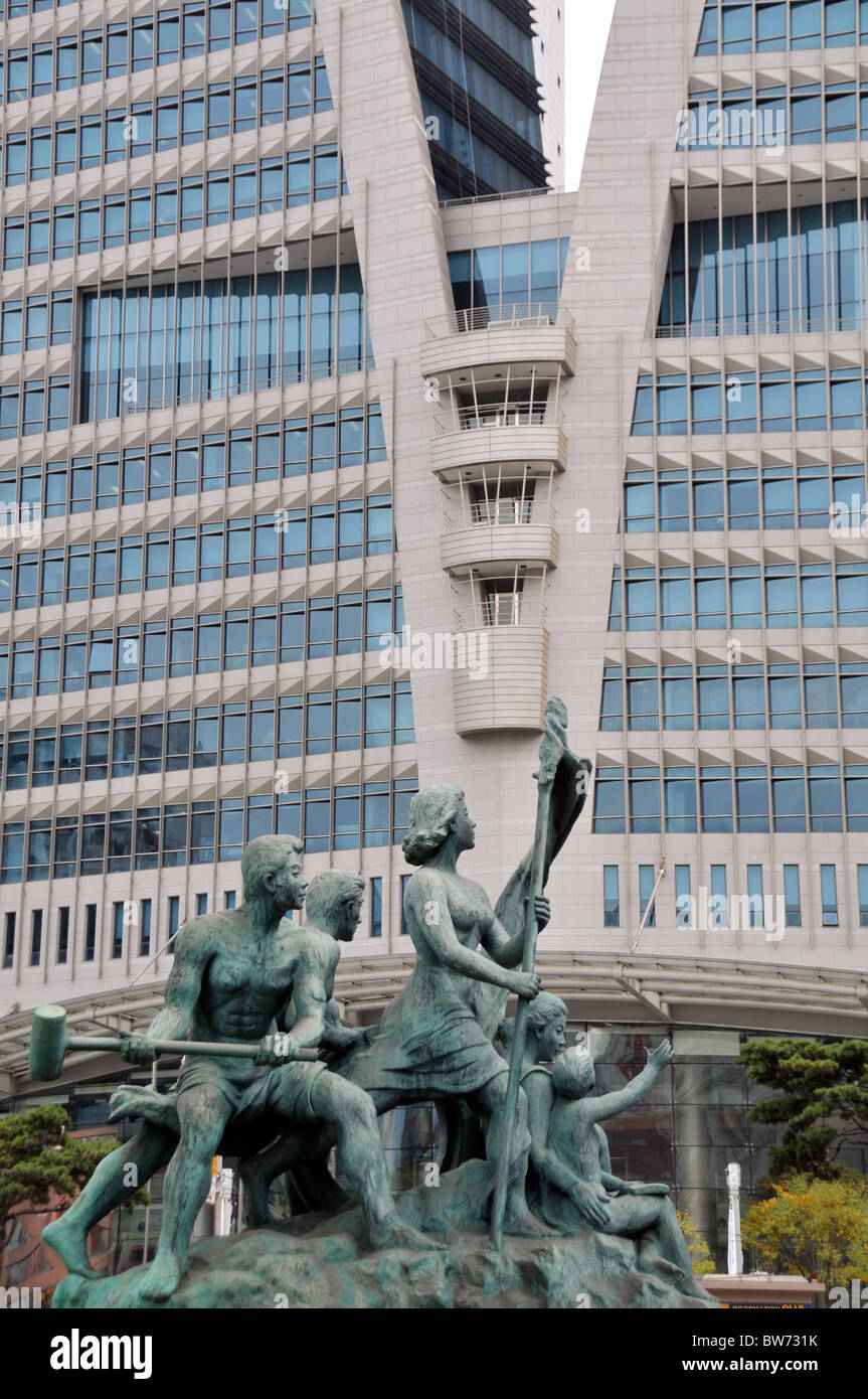 Glass building south korea hi-res stock photography and images - Alamy