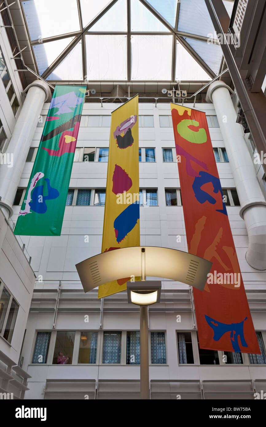 Chelsea and westminster hospital hi-res stock photography and images ...