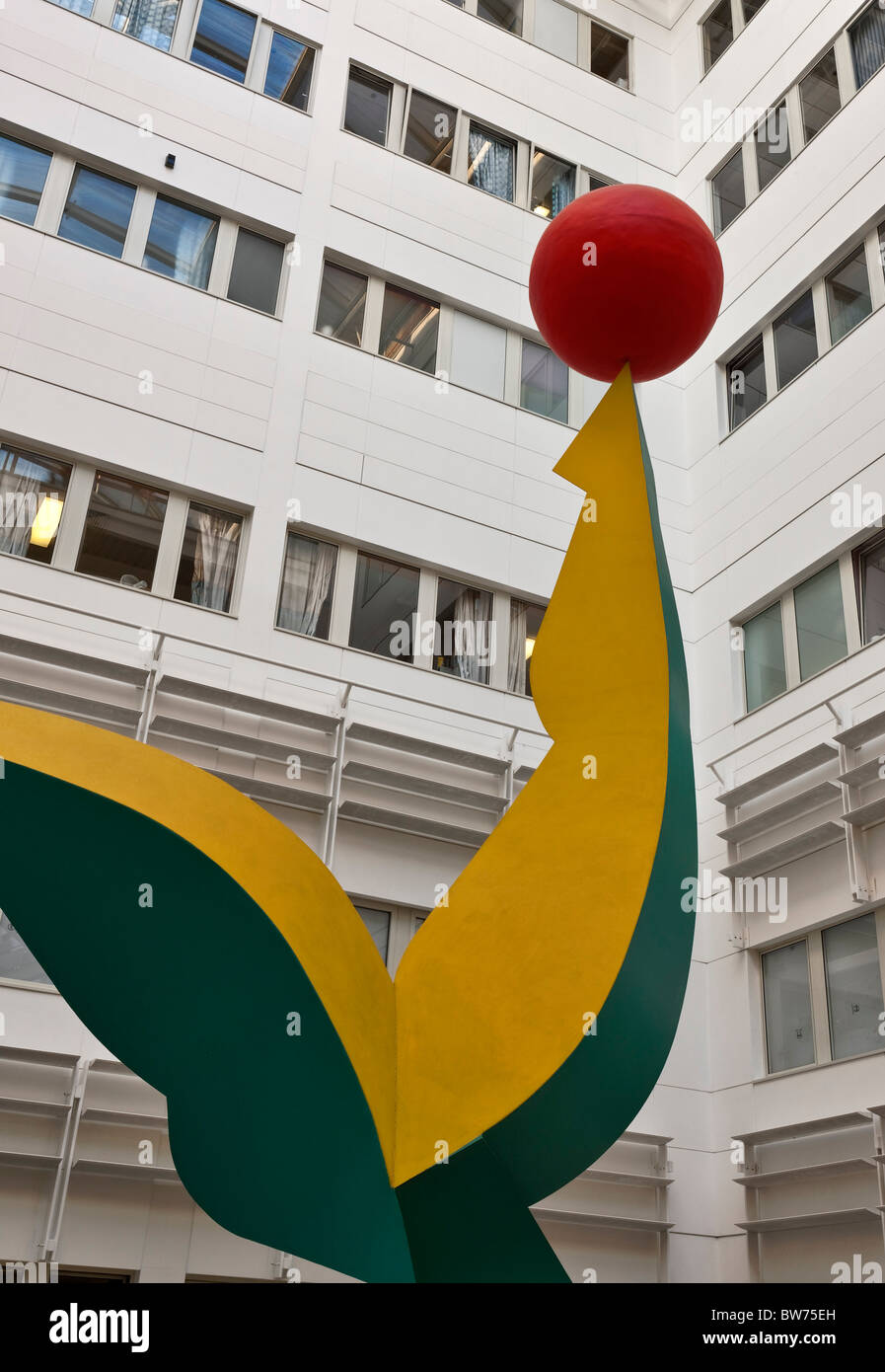 Interior of the Chelsea and Westminster Hospital Stock Photo - Alamy