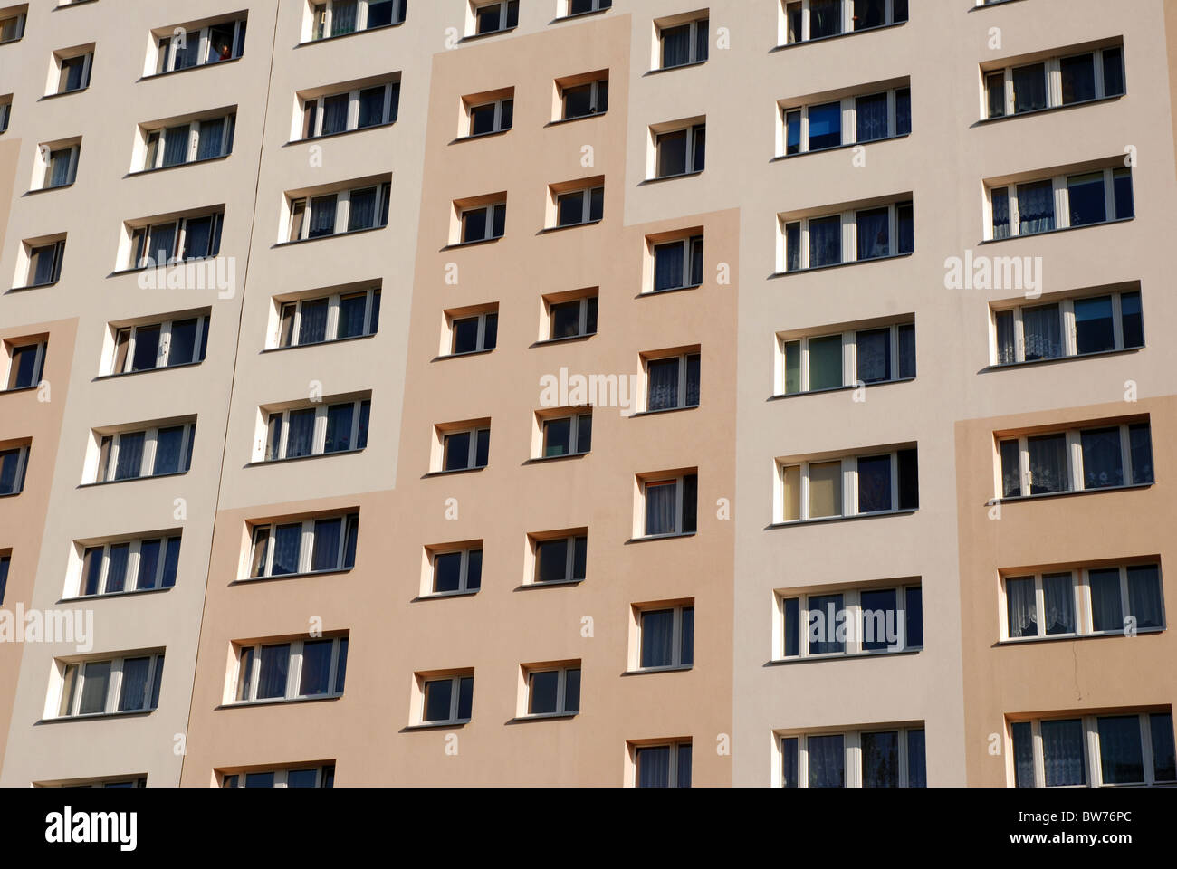 Block of flats architecture hi-res stock photography and images - Alamy