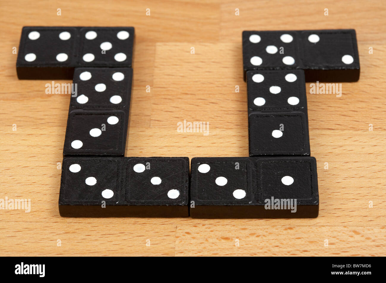 game of dominoes Stock Photo - Alamy