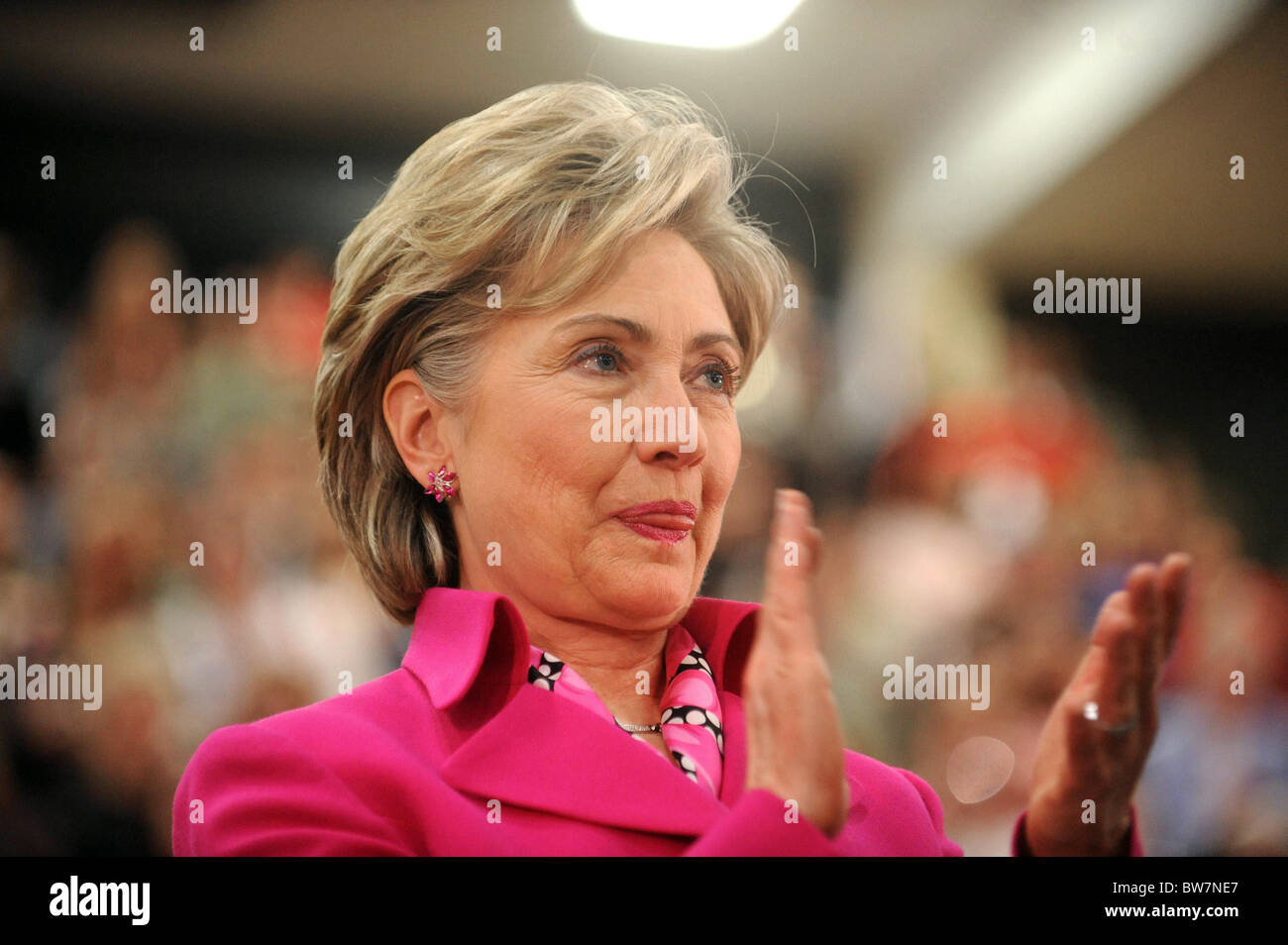 Hillary Clinton Town Hall Meeting Stock Photo - Alamy