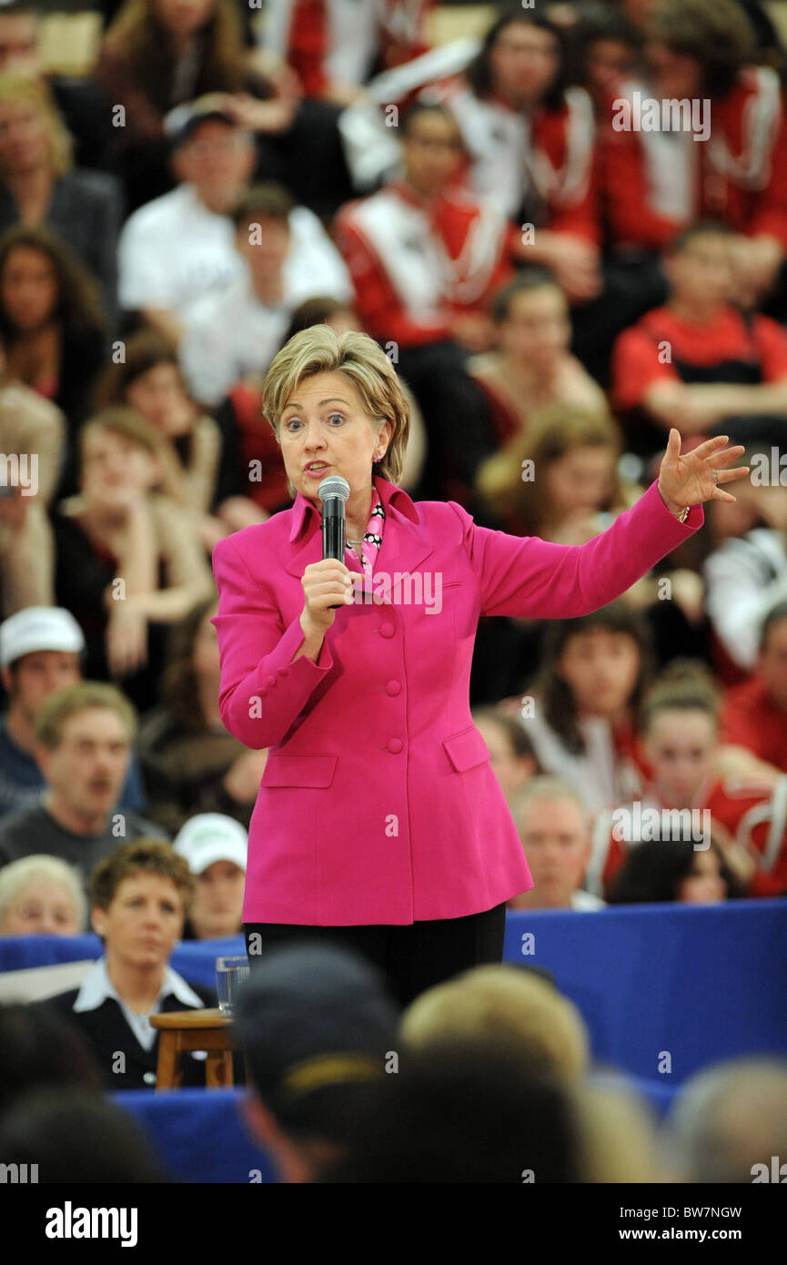 Audience microphone town meeting hi-res stock photography and images ...