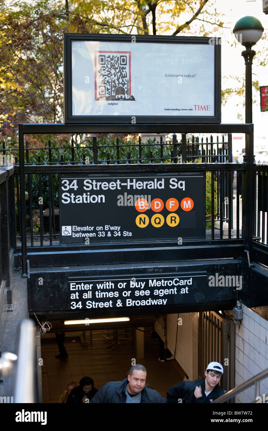 Magazine barcode hi-res stock photography and images - Alamy