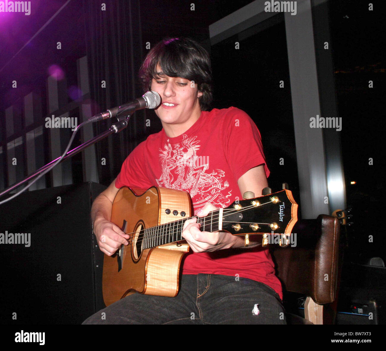 Teddy Geiger in Concert to Benefit TEEN EFFORT Stock Photo - Alamy