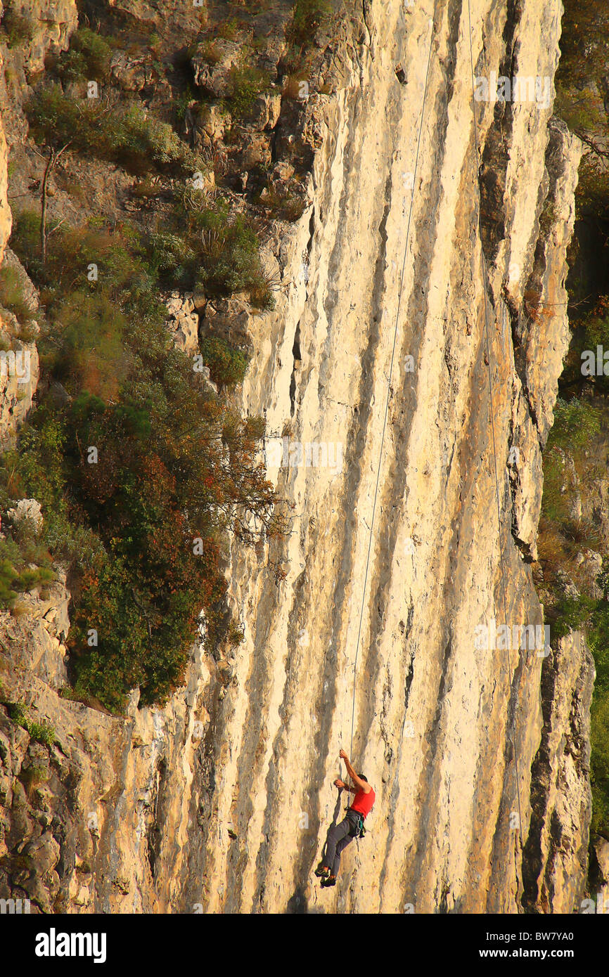 How difficult is mountain climbing hi-res stock photography and images ...