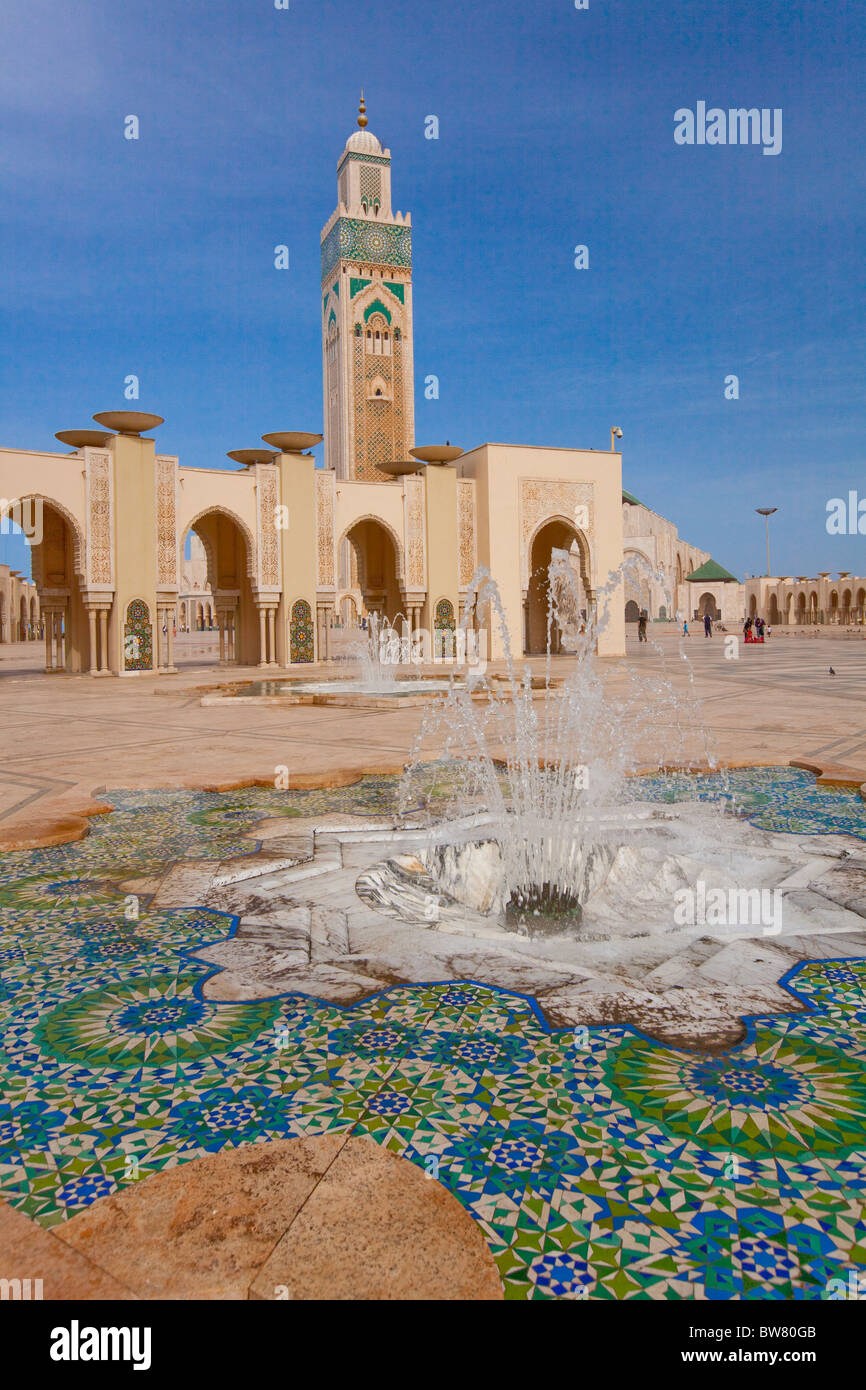 The seaside Hassan II mosque in Casablanca, Morocco Stock Photo - Alamy