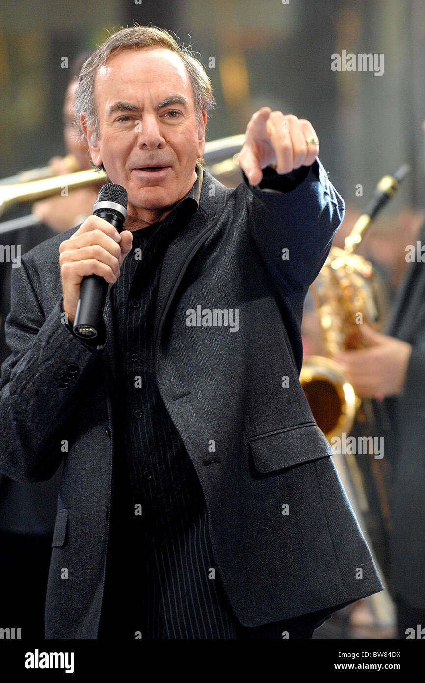 Neil diamond concert hi-res stock photography and images - Alamy