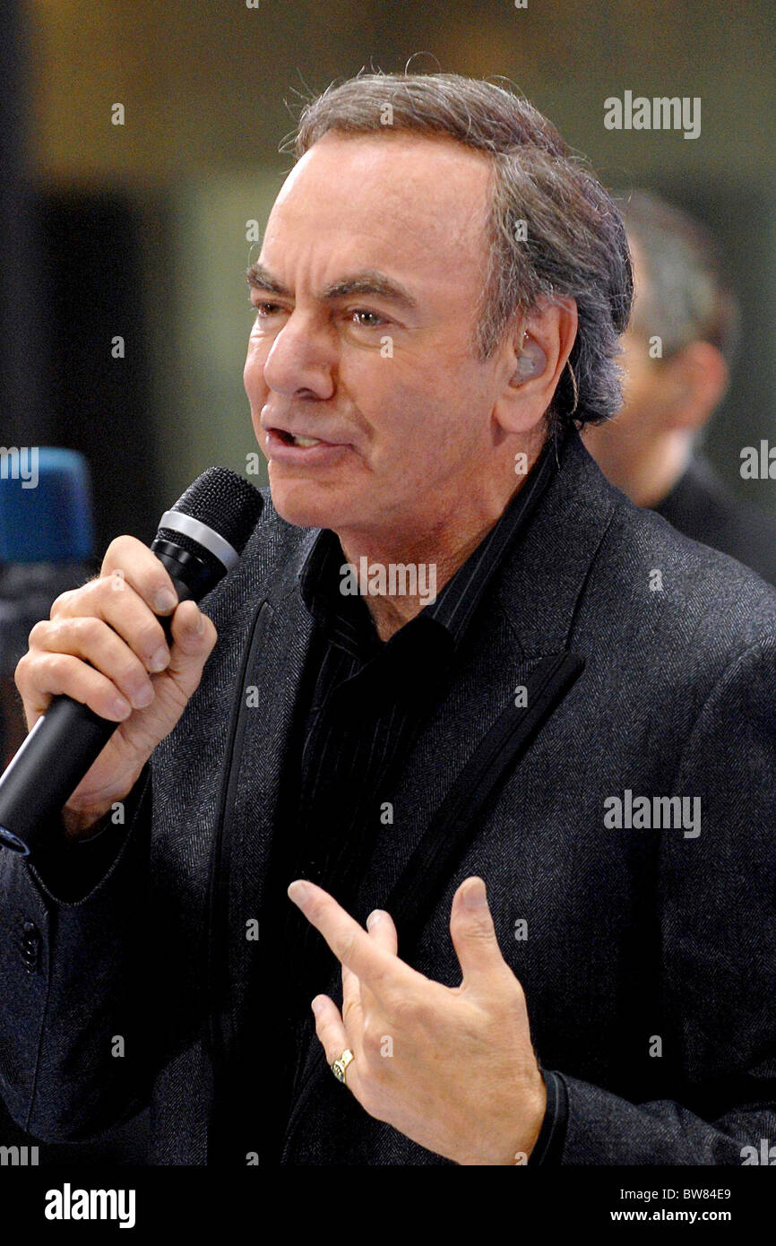 Neil Diamond Singer Performer High Resolution Stock Photography and ...