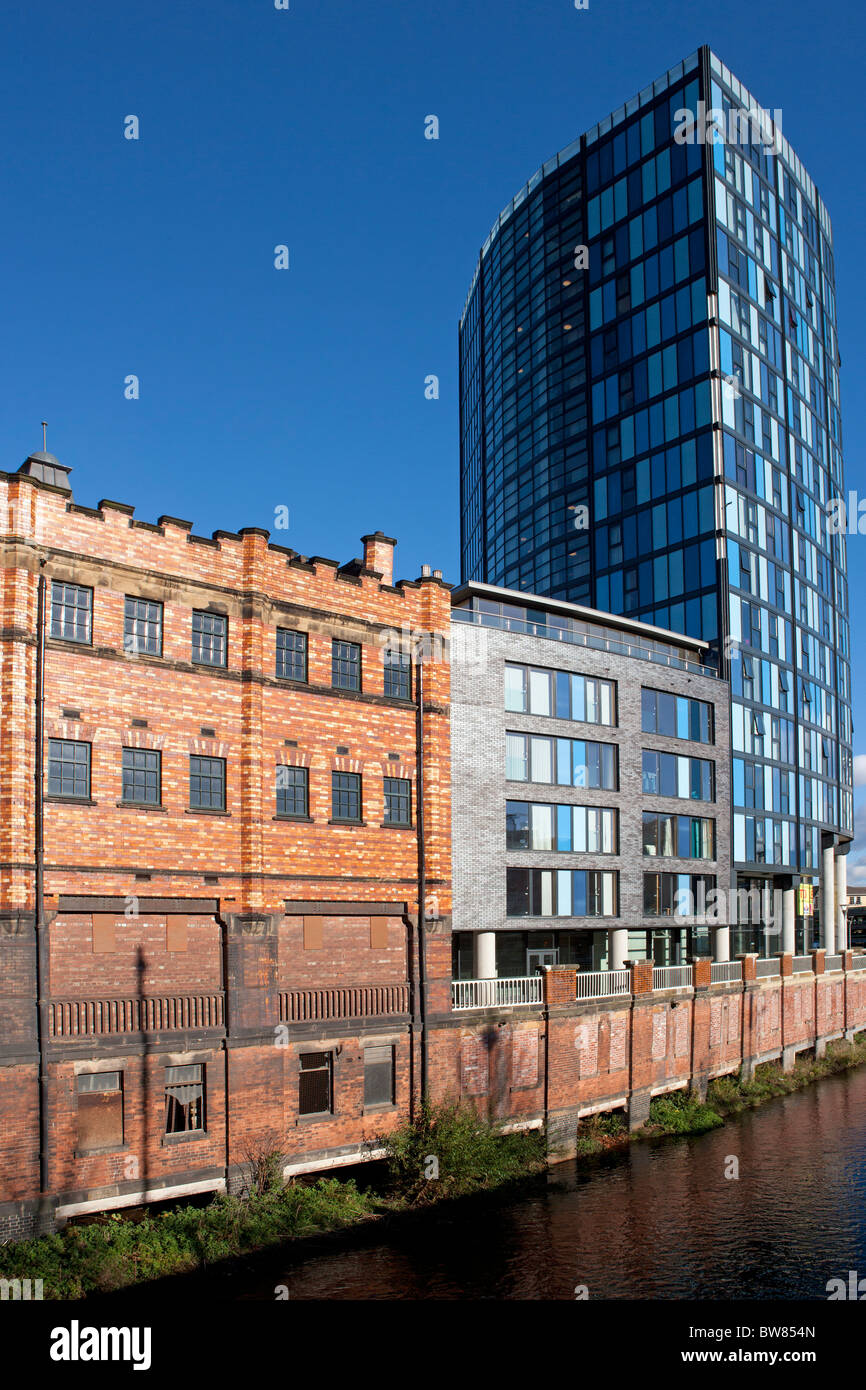 Redevelopment on River Don, Sheffield Stock Photo - Alamy