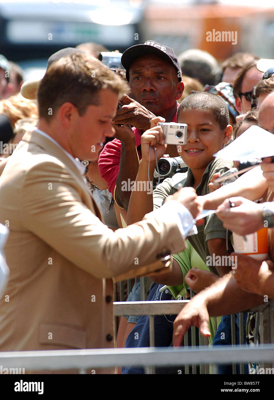 STAR ON THE HOLLYWOOD WALK OF FAME for Matt Damon Stock Photo - Alamy