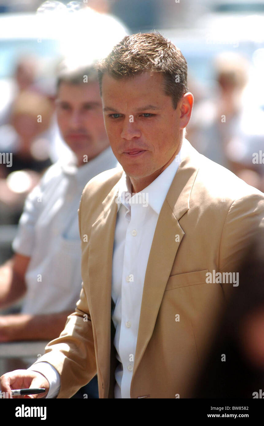 STAR ON THE HOLLYWOOD WALK OF FAME for Matt Damon Stock Photo - Alamy