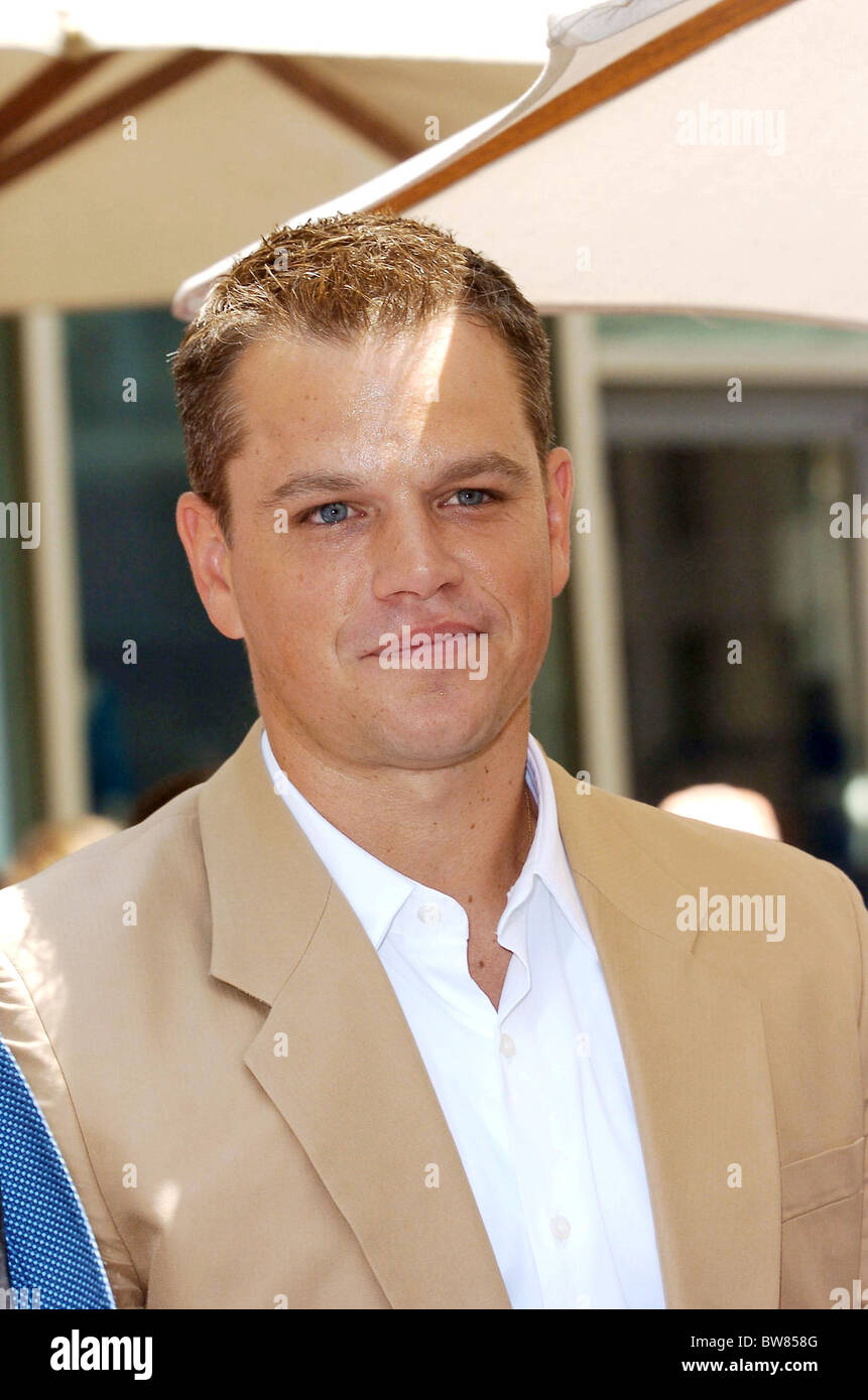 STAR ON THE HOLLYWOOD WALK OF FAME for Matt Damon Stock Photo - Alamy
