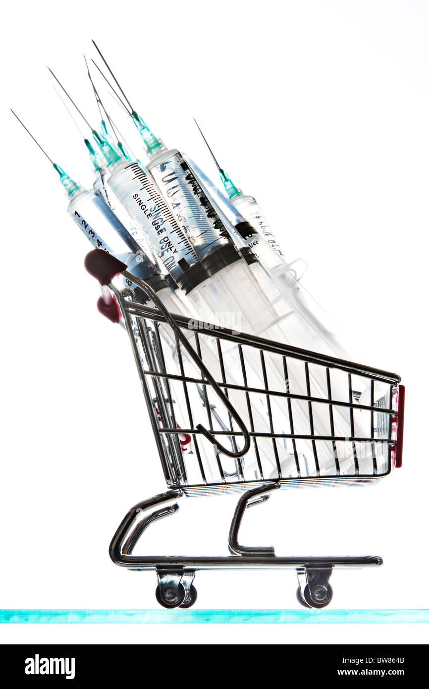 Shopping cart syringes hi-res stock photography and images - Alamy
