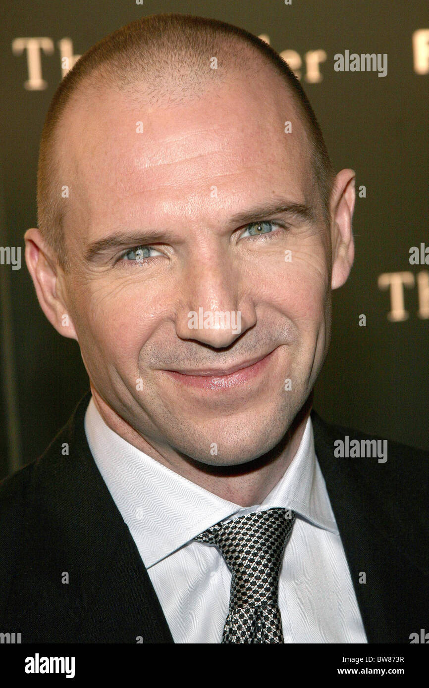 THE READER Premiere Stock Photo - Alamy