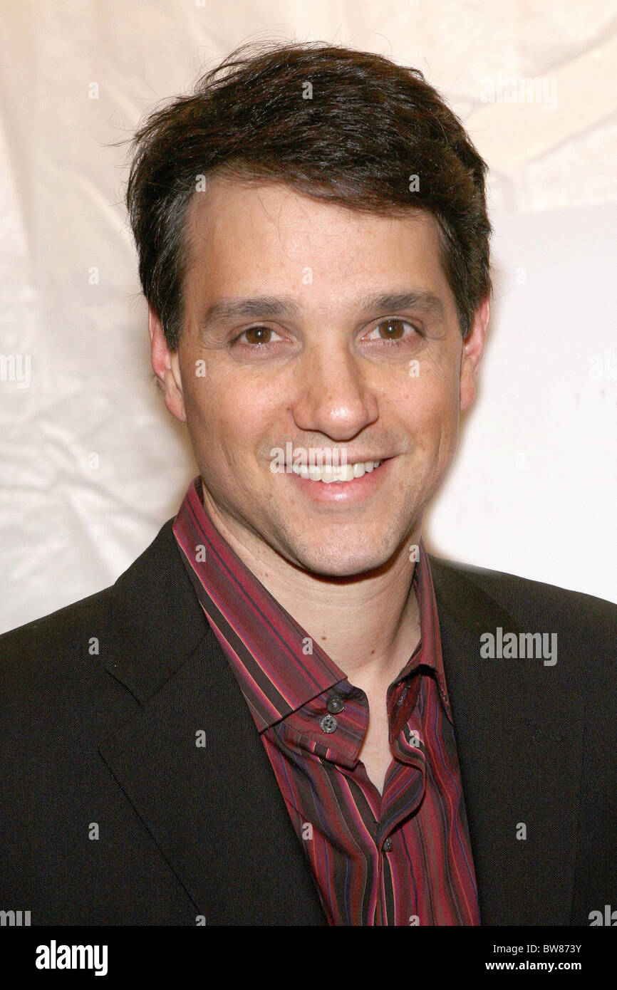 THE READER Premiere Stock Photo - Alamy