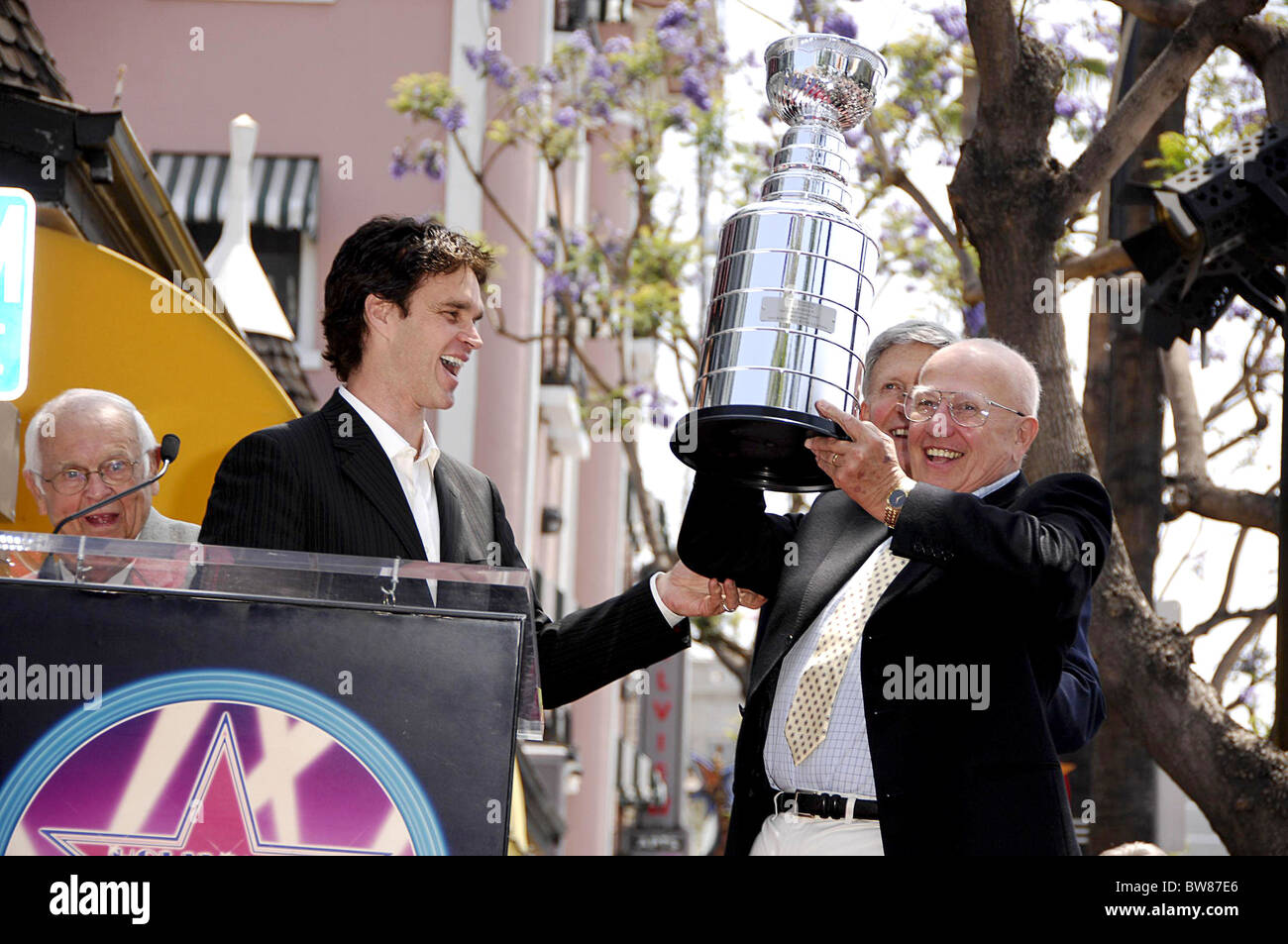 Stu nahan hi-res stock photography and images - Alamy