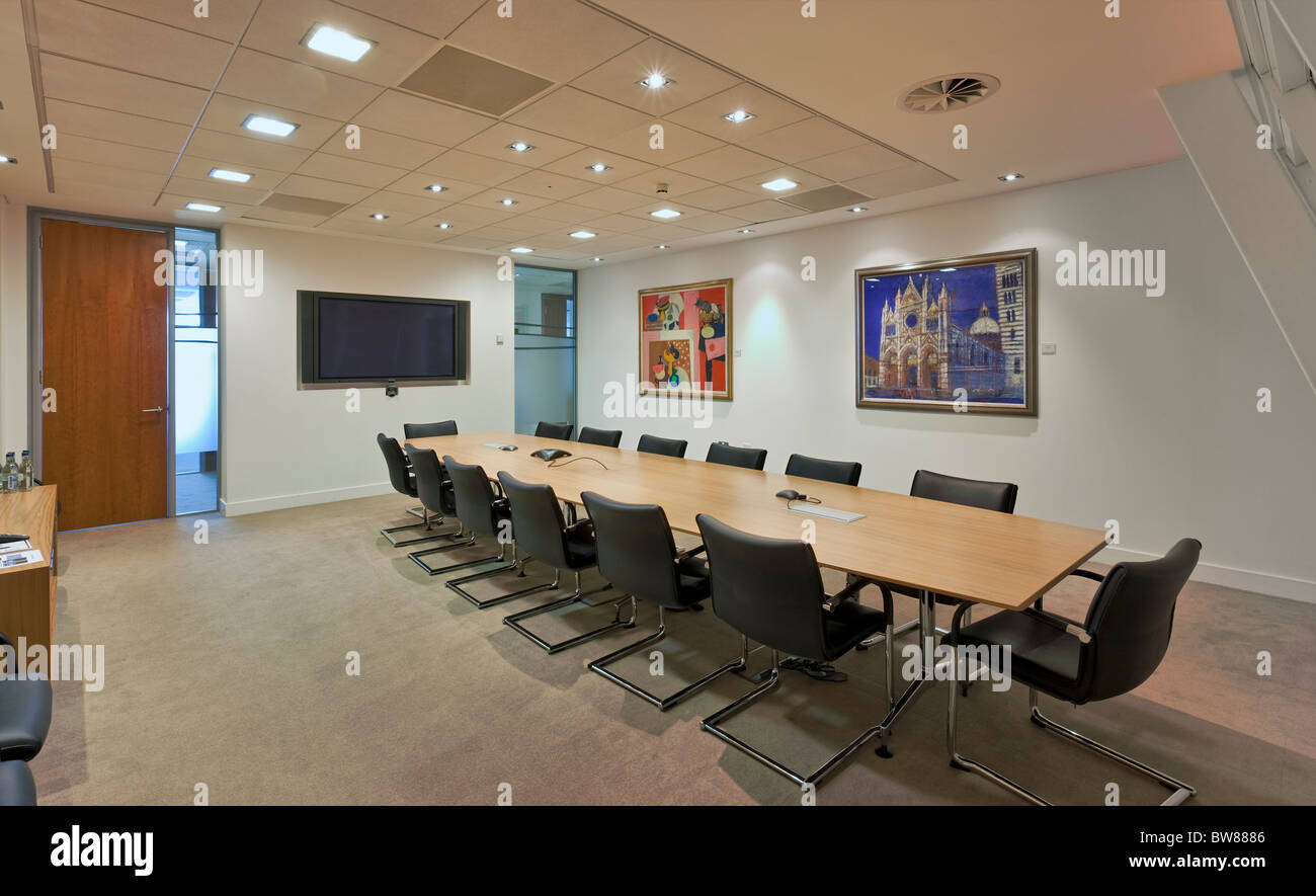 Retail and office development in Princes Street, Edinburgh Stock Photo ...