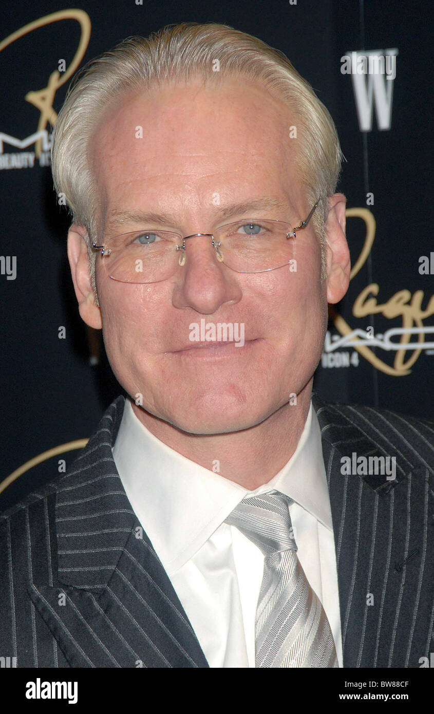 MAC Cosmetics Dinner honoring Raquel Welch as Beauty Icon Stock Photo ...