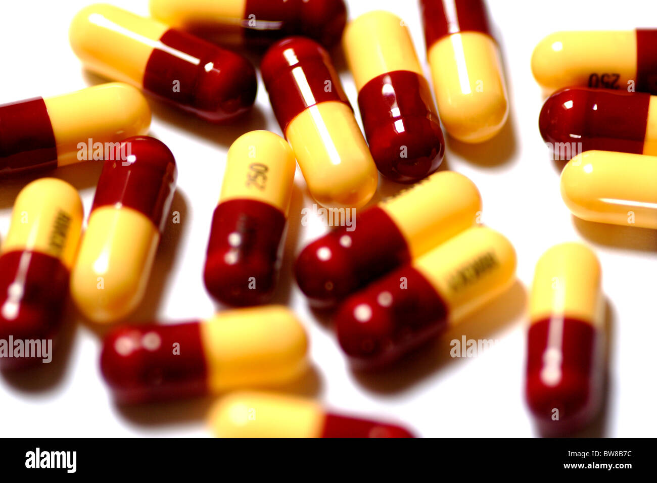 Medicine tablets hi-res stock photography and images - Alamy